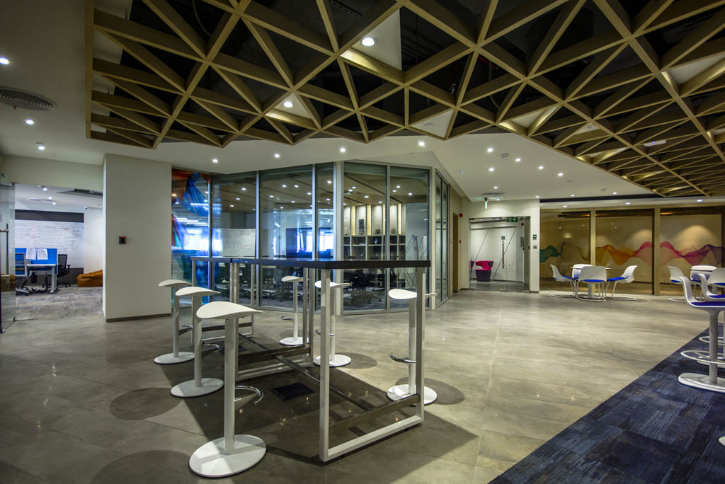 Surround Architects - UBL Digital Lab - Dolmen, Karachi