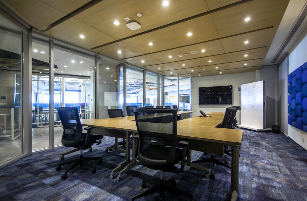 Surround Architects - UBL Digital Lab - Dolmen, Karachi